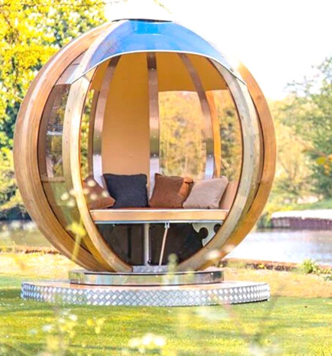 The Rotating Lounger Garden Pod – The Packhouse
